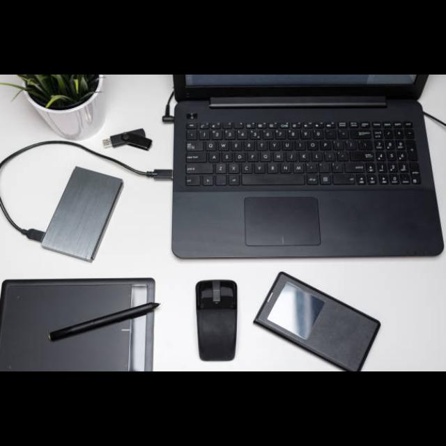 Balanced E-Waste Dataset Object Detection Model (v3, E-Waste Dataset ...